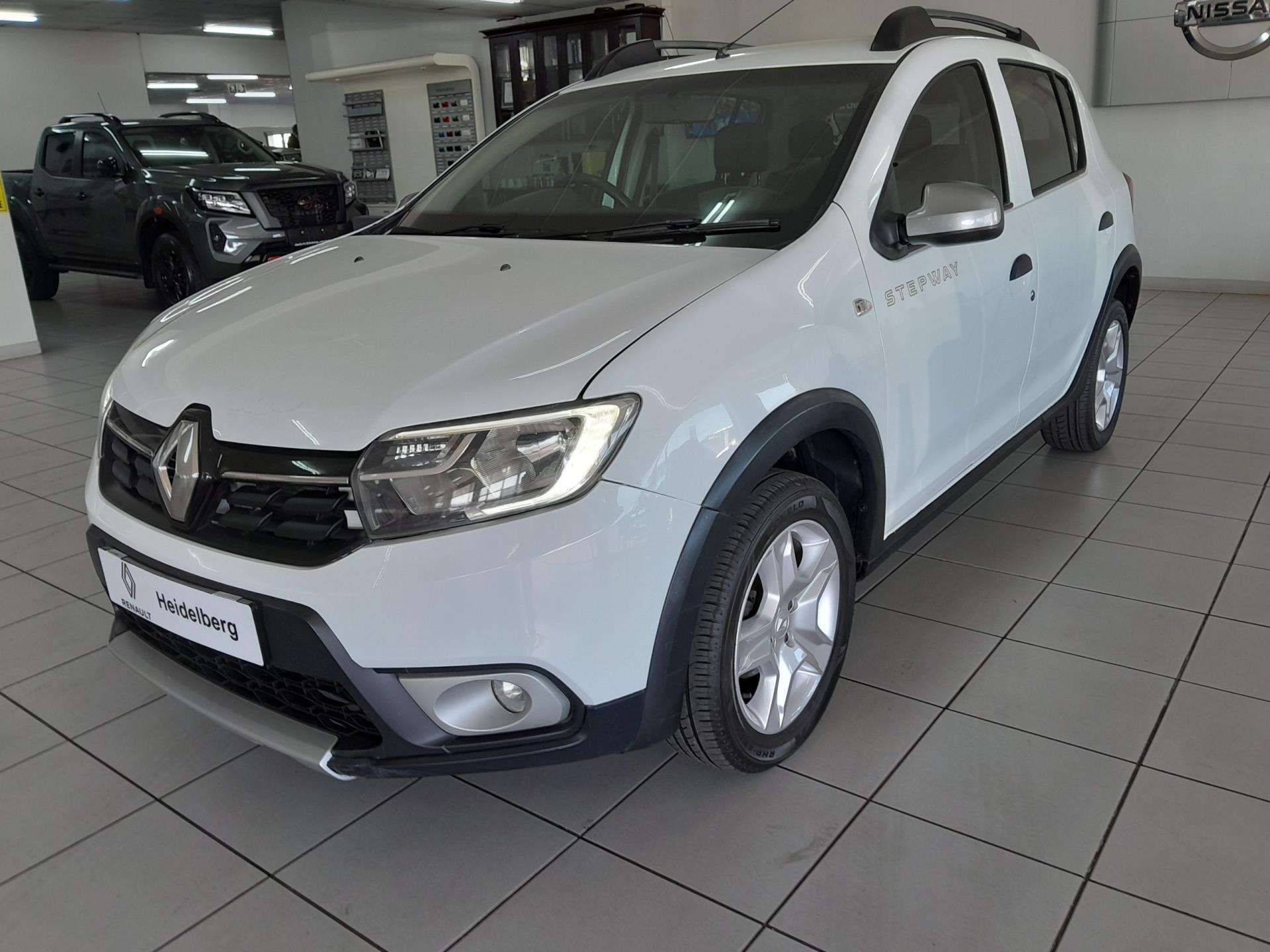 2017 Renault Sandero 900T Stepway Q2FyTGlzdGluZzo1NDUwNzM R119500 | Avo ...