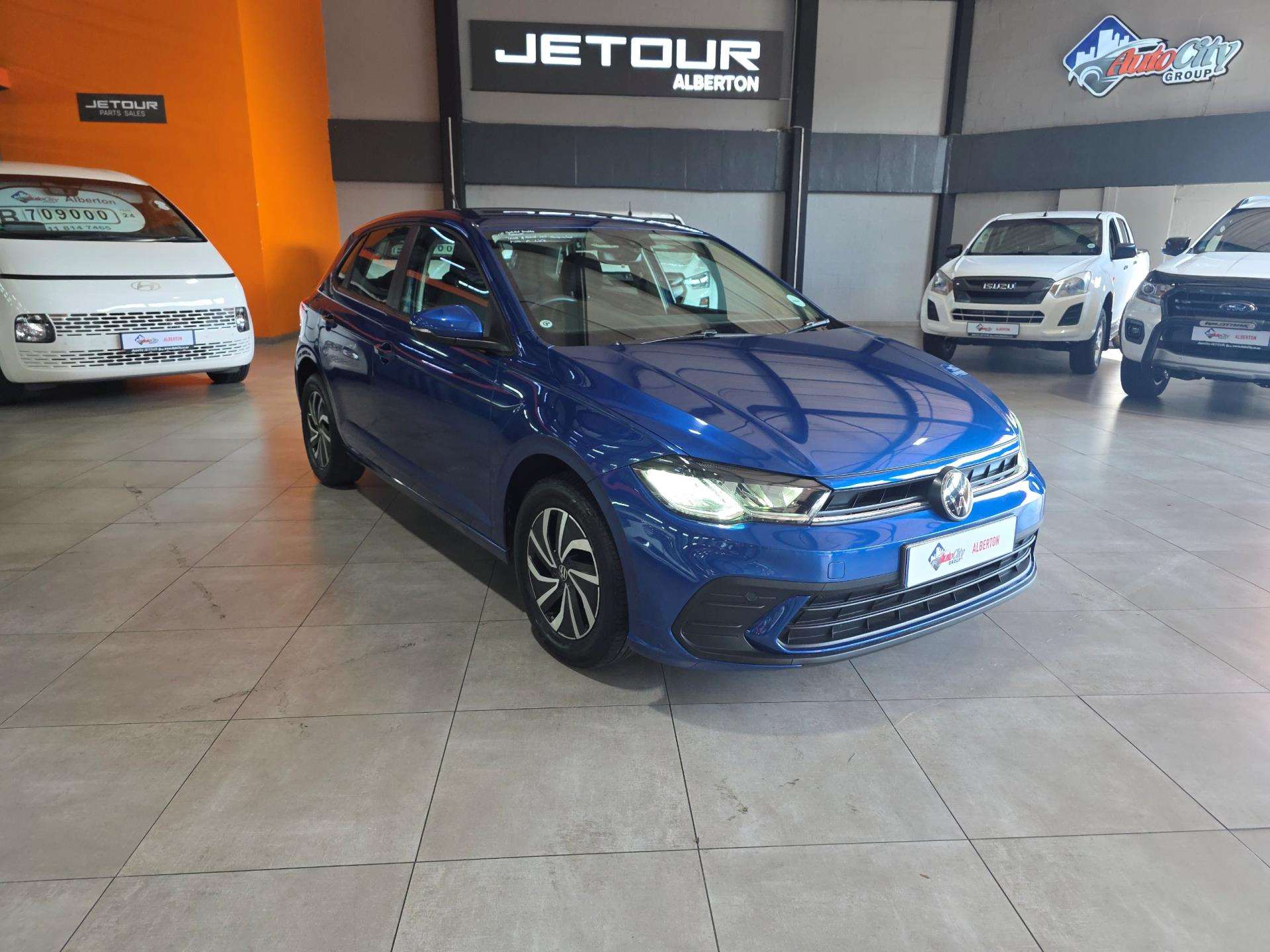 Volkswagen (VW) Polo Hatch 1.0 TSI (70 kW) for sale in Gauteng ...